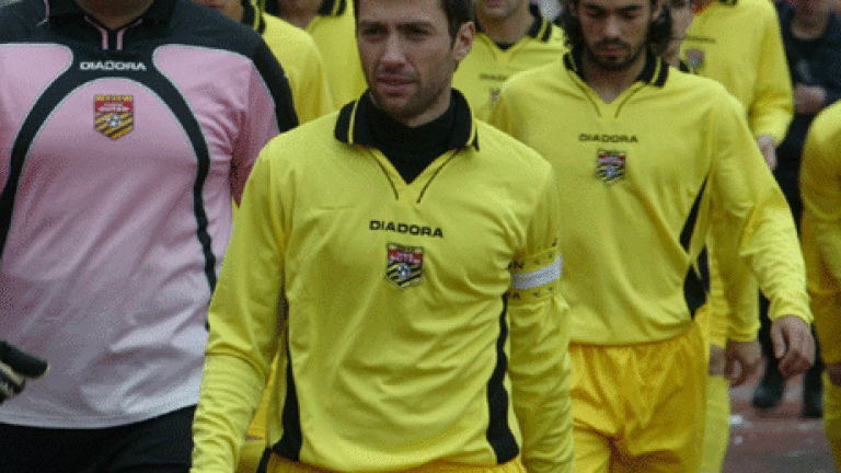 Фенове налитат на Лилчо Арсов - Topsport.bg