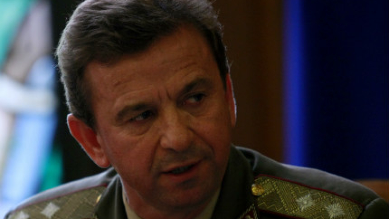 Почина зам.-началникът на отбраната ген. Нейко Ненов - News.bg