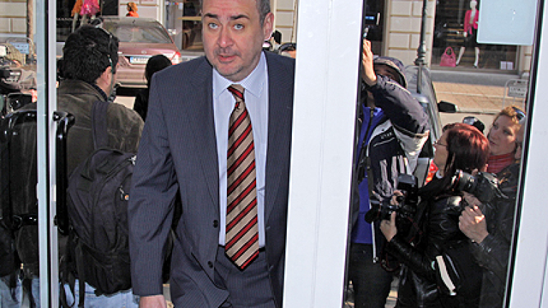 Роман Василев спасява кариерата си - News.bg