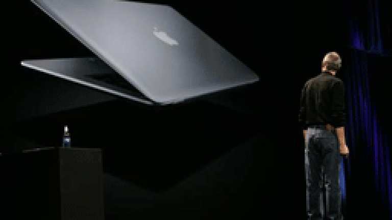 Apple работи върху сензорен дисплей за MacBook - News.bg